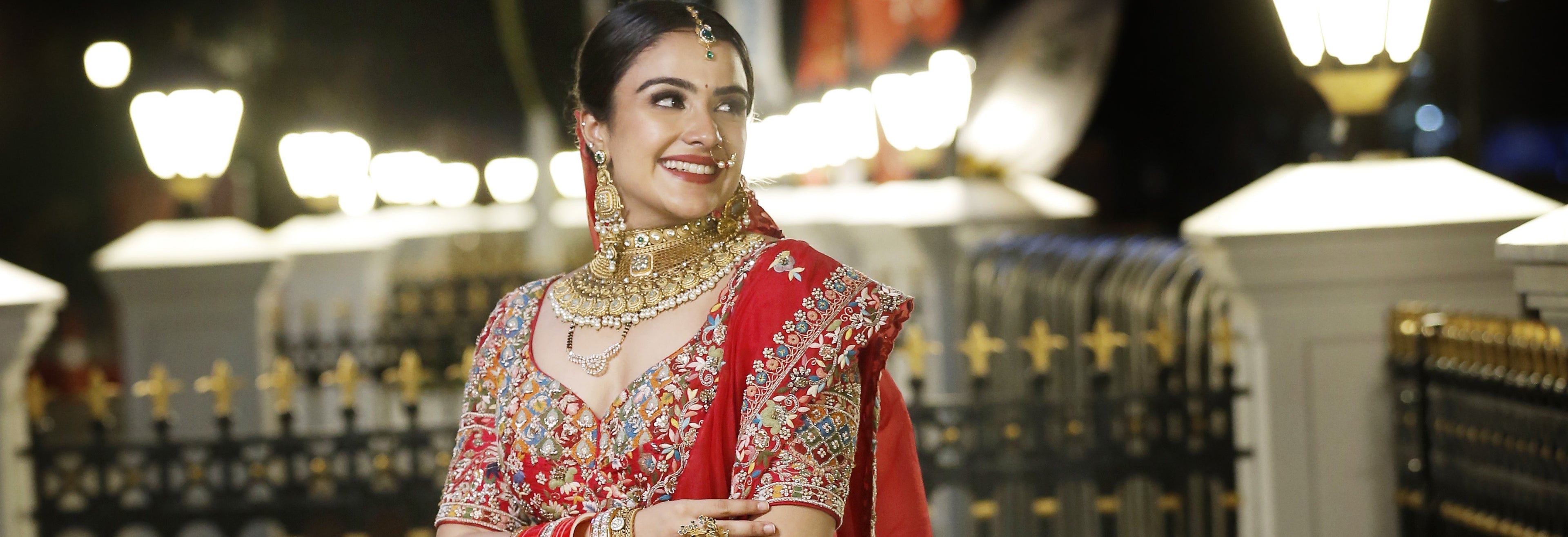 Buy Luxury Indian Ethnic Dresses For Women Online – ODHNI